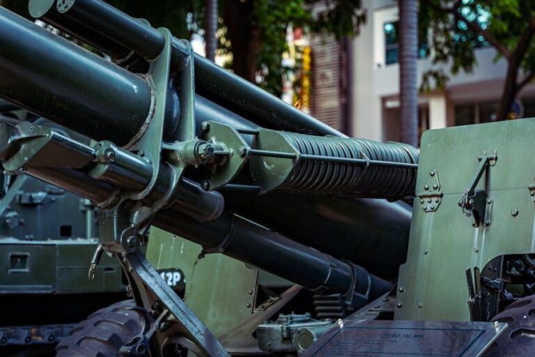 Rockets vs Missiles: Key Differences, Uses, and Applications Rockets vs Missiles: Key Differences, Uses, and Applications